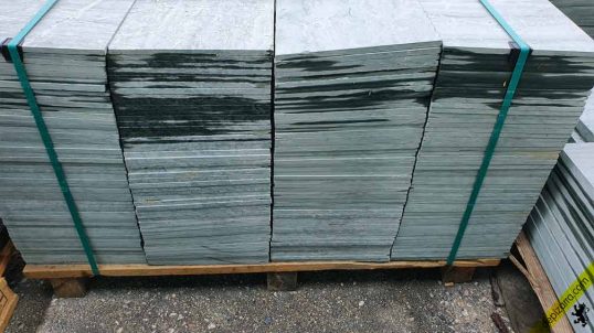 QUALITY SLATE SLABS. SLATE WALL & FAÇADE